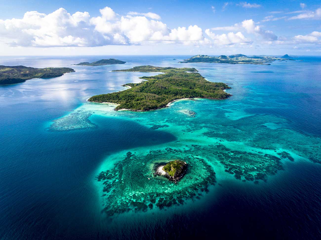 Love Story Turns Tragic: Newlywed Found Dead in Fiji Resort - Real News Now