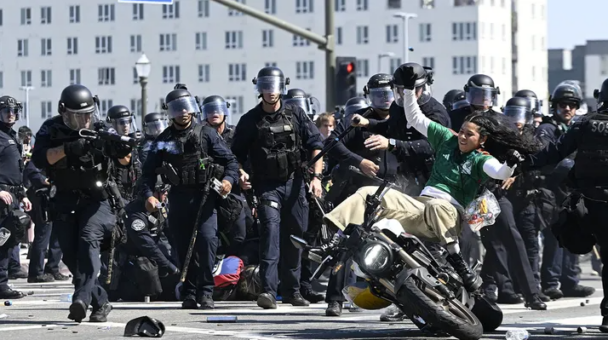 Federal Agents Thwart Man's Explosive Alleged Plot Against Officers ...