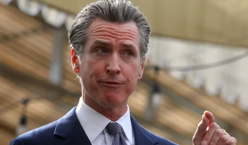 Gavin Newsom Can’t Stop ICE Agents From Wearing Masks, Sources Say ...